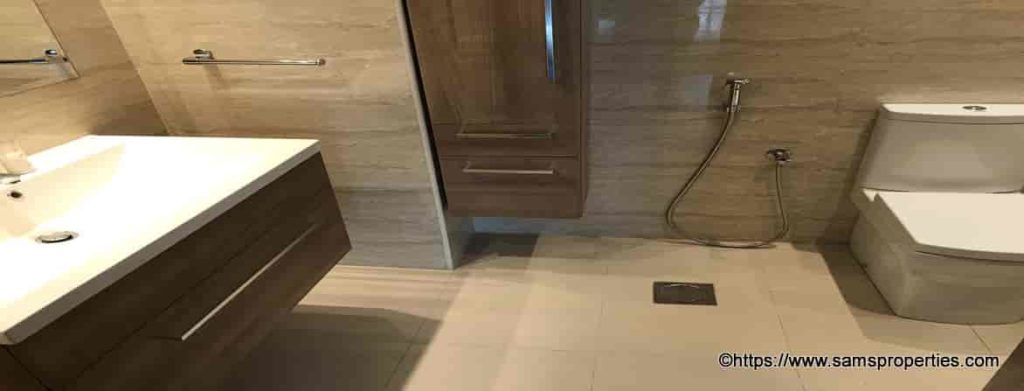 Office space rental in Seef Bahrain,168 square meters - Sams Properties